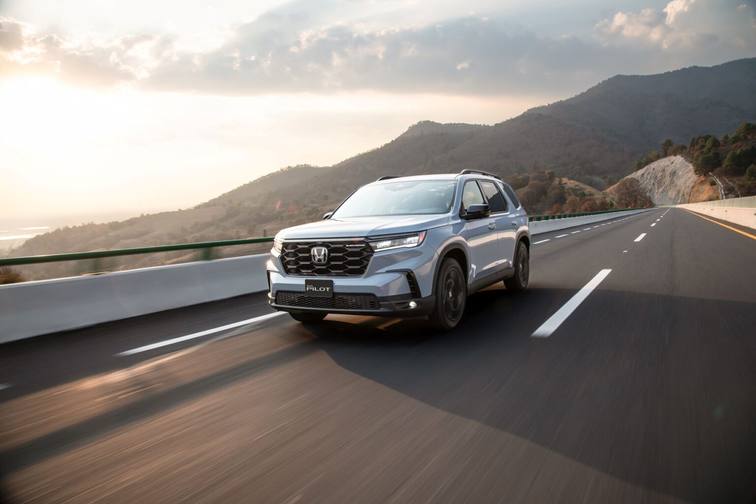 Obtiene Honda Pilot 2025 calificación TOP SAFETY PICK+ del IIHS ...